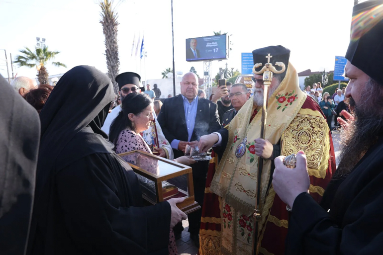 Υποδοχή λειψάνου του Αγίου Νεκταρίου στην Ψημολόφου